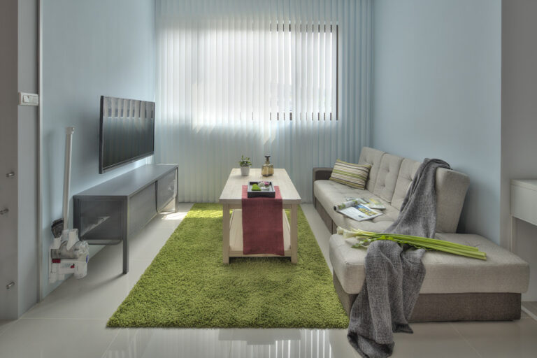A 345-Square-Foot Open-Plan Apartment Spiced With a Dash of Privacy ...
