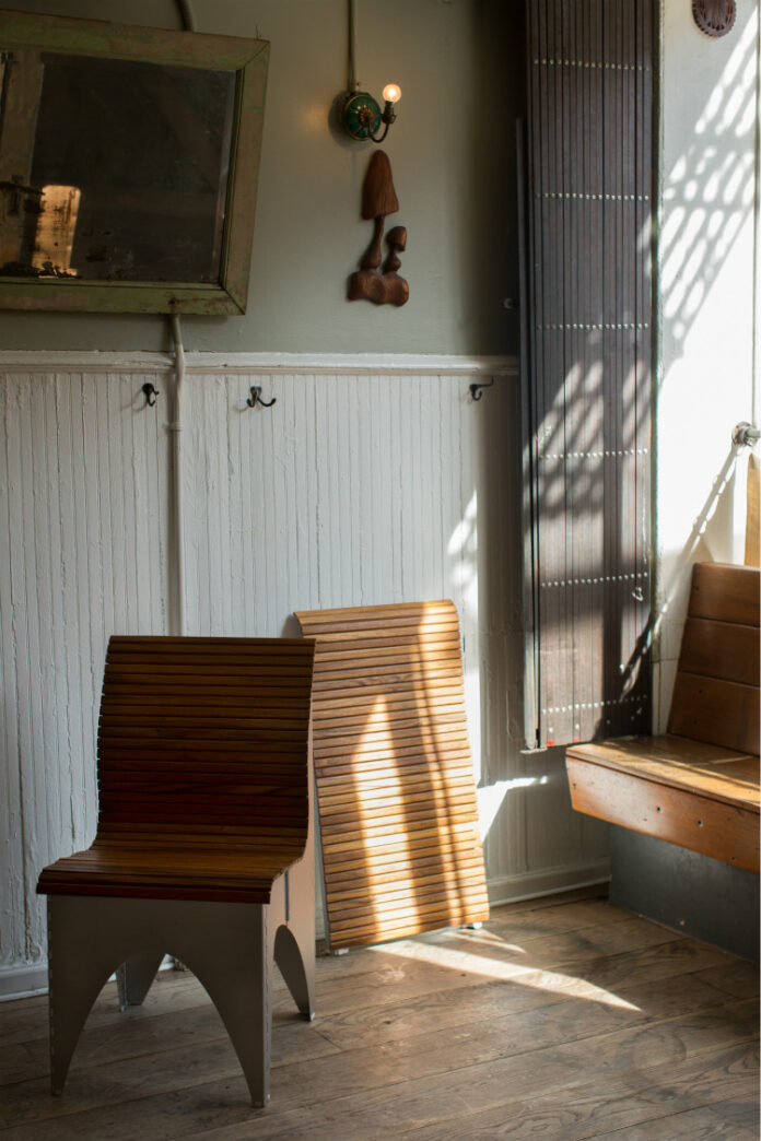 Rockpaperrobot Launches Transformable Chair - Living in a shoebox