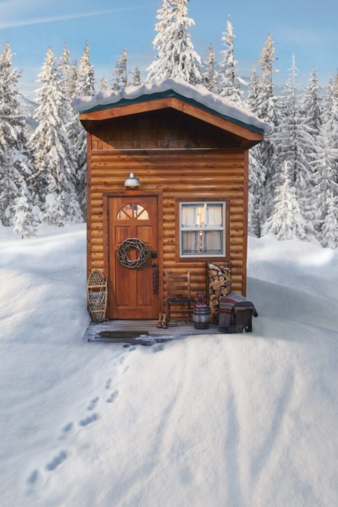 Take a Tour of Santa’s and Three of His Elves’ Fa-La-La-La-la Fabulous ...