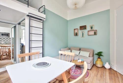 20 M2 Parisian Studio Apartment Features Soft Tones and Stunning Mosaic ...