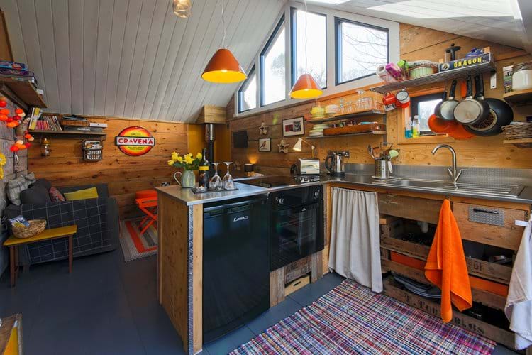 Cornish Cabin Offers a Serene Break Away From Everyday Life - Living in ...