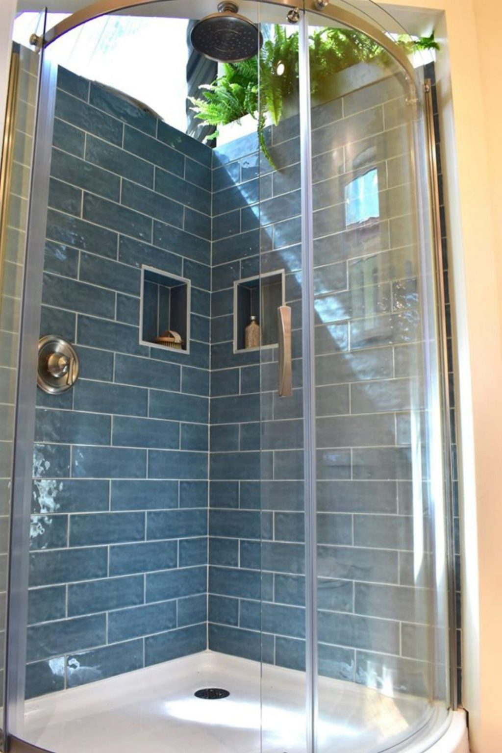 Hawaiian Tiny House Is Stacked With Space-Saving Solutions Including a ...