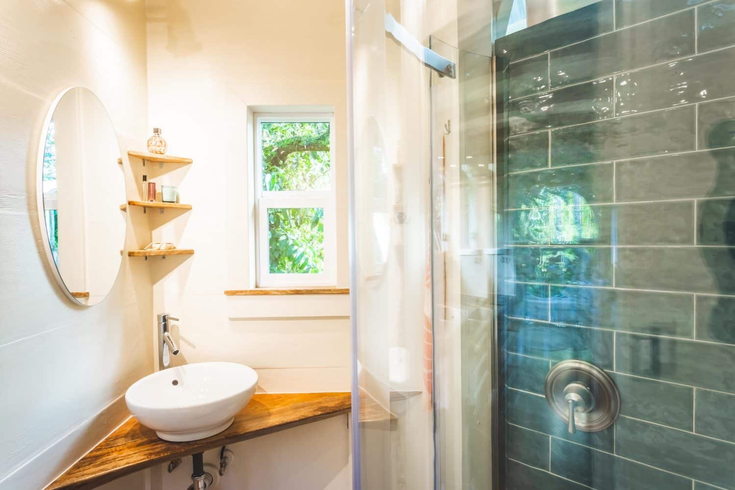 Hawaiian Tiny House Is Stacked With Space-Saving Solutions Including a ...