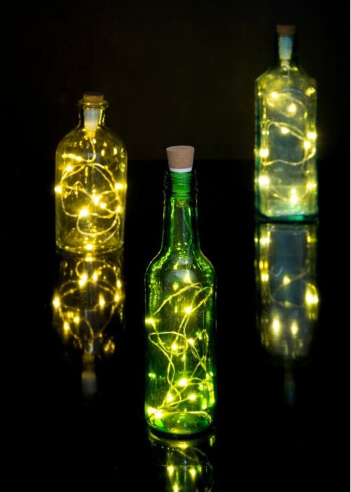 20 Striking Ideas for Decorating Your Home With Lights - Living in a ...