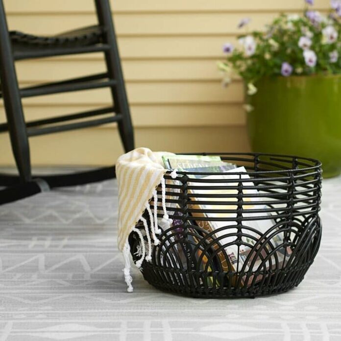 Get Rid of Clutter With These 30 Beautiful Storage Baskets - Living in ...