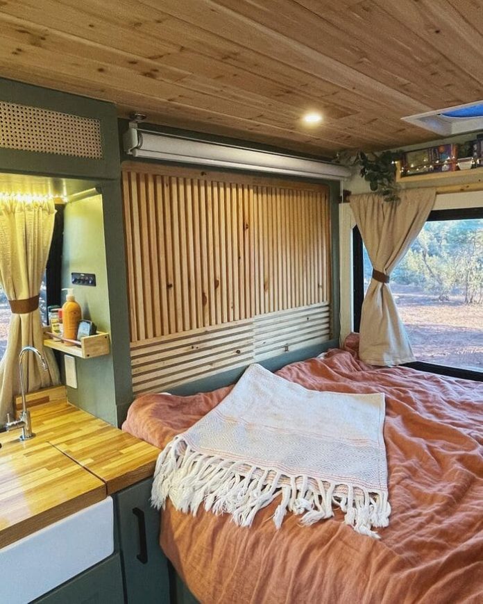 Young Couple Transformed a Shuttle Bus Into a Comfortable Home - Living ...