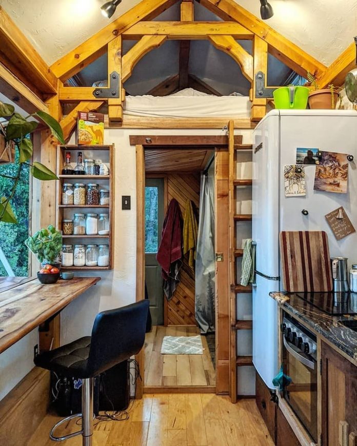 Couple Built Tiny House Entirely From Scratch - Even Milling Their Own ...