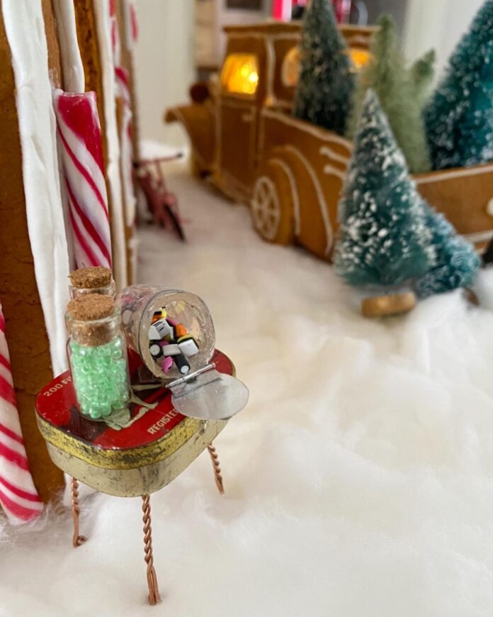 Swedish Woman Creates Delightful Gingerbread Neighborhood for Christmas ...