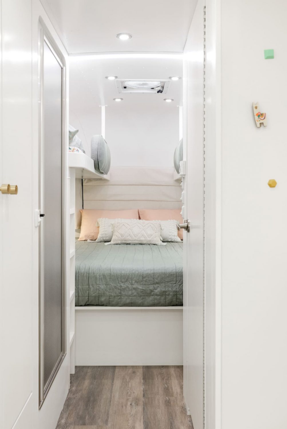 This Airstream Flying Cloud Got a Stylish Upgrade With Family Life in ...