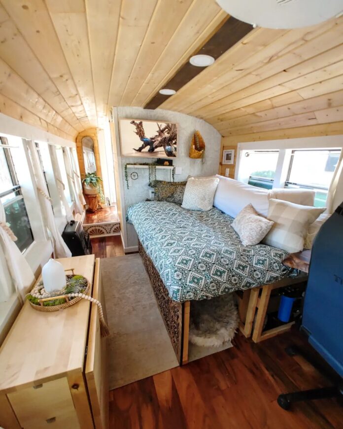 Colorado Couple Turned 2006 School Bus Into a Stylish Boho Home on a ...