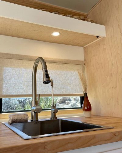 $14,000 Short Bus Conversion Features Ingenious Elevator Bed That ...