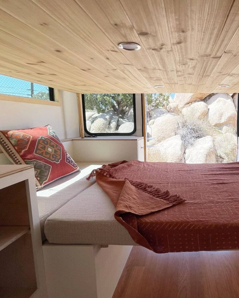$14,000 Short Bus Conversion Features Ingenious Elevator Bed That ...