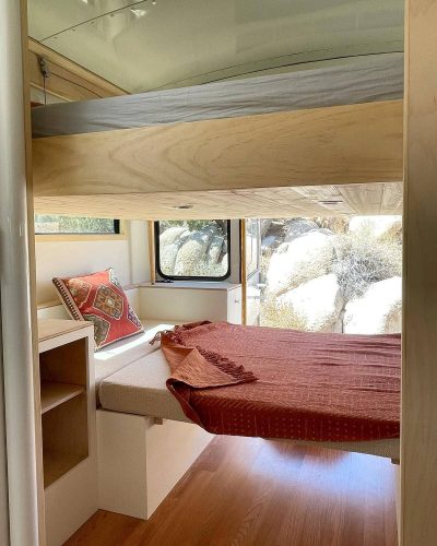 $14,000 Short Bus Conversion Features Ingenious Elevator Bed That ...