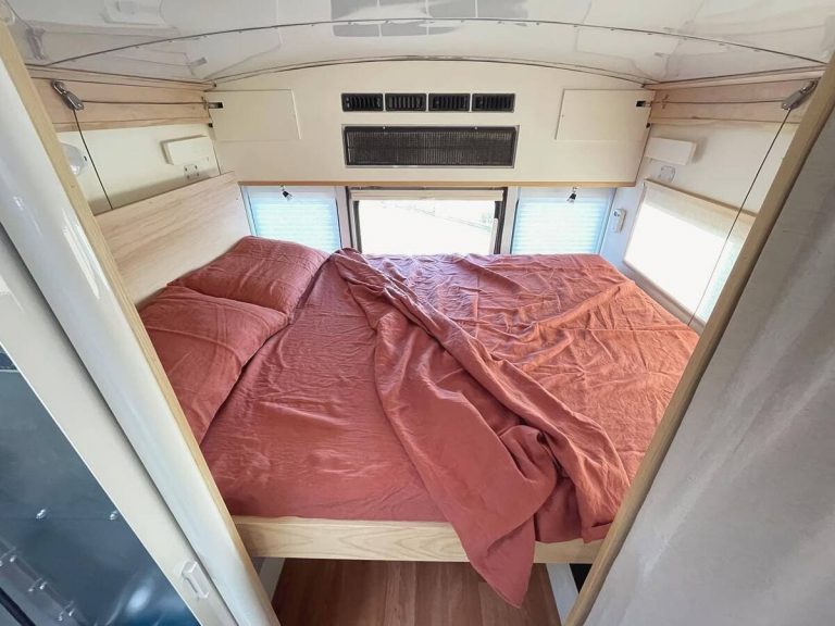 $14,000 Short Bus Conversion Features Ingenious Elevator Bed That ...