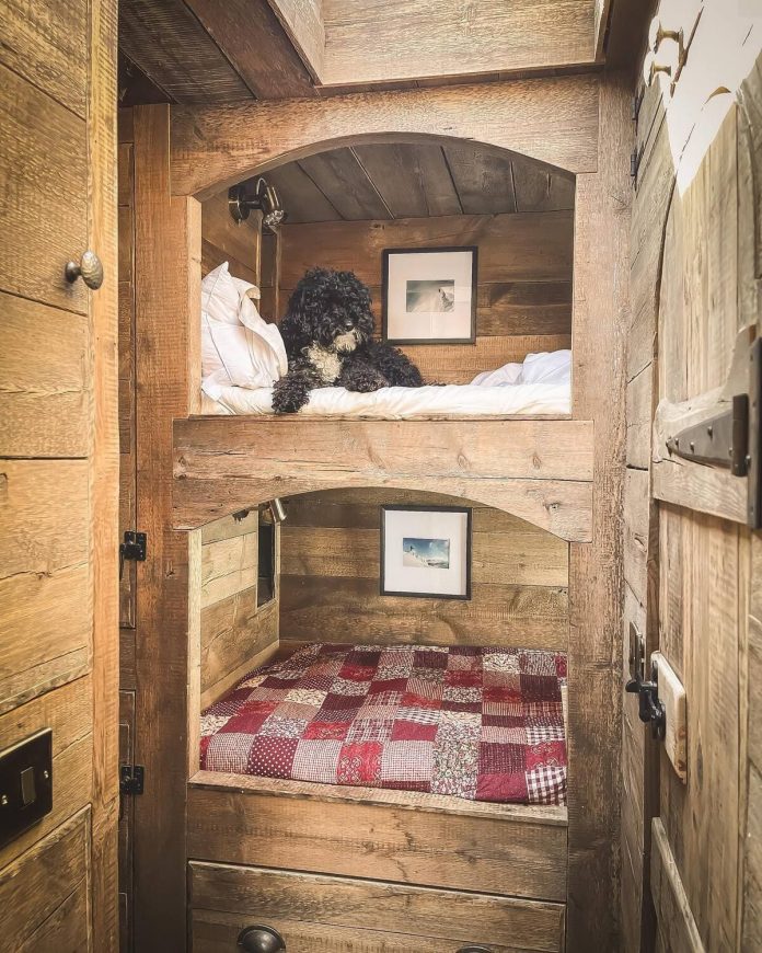 Spectacular Truck Conversion Features Bed Dropping Down From Ceiling ...