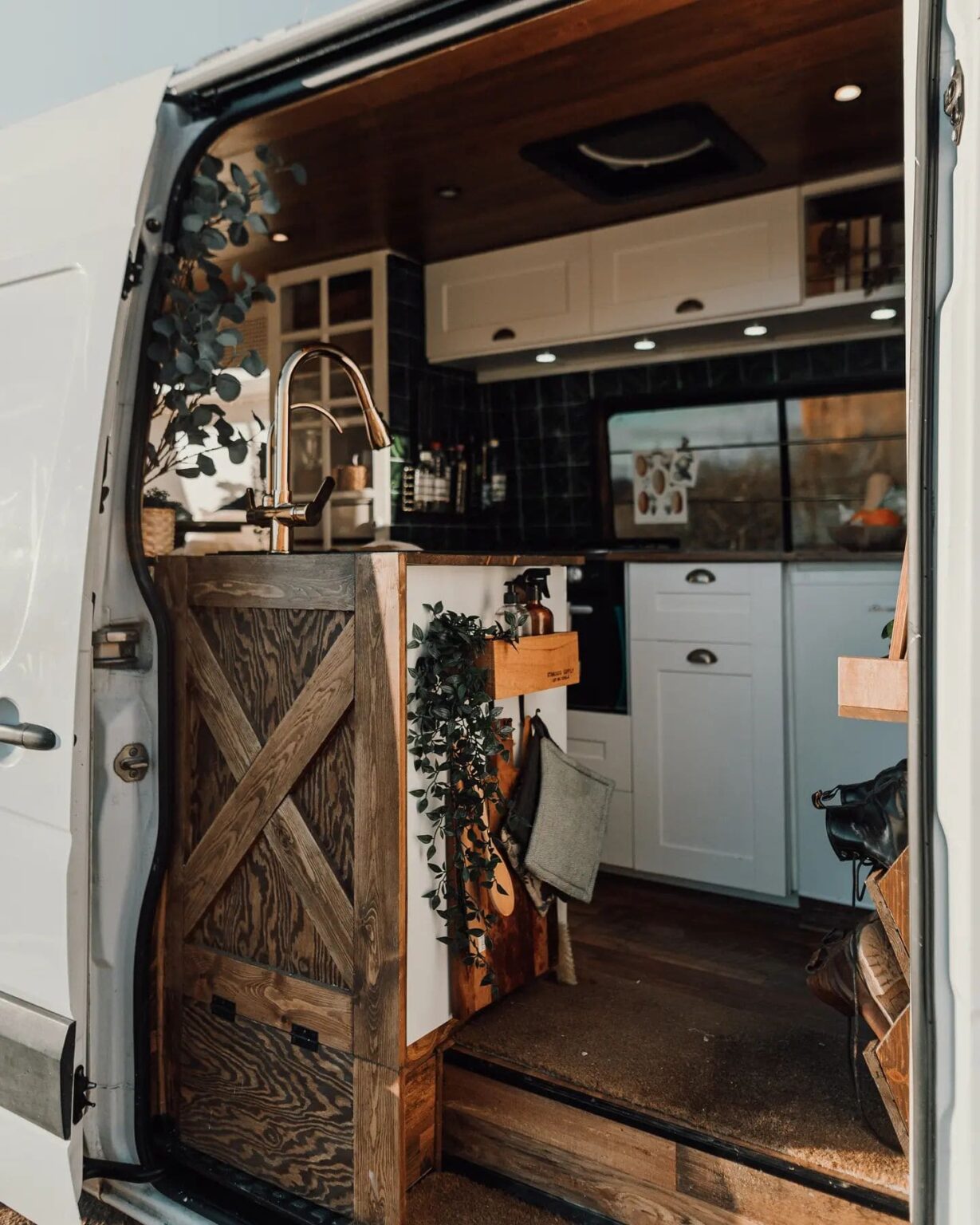 Swedish Couple Converted Mercedes Sprinter Van Into Charming Cabin on ...