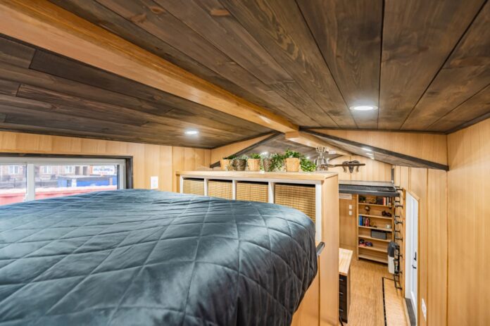 Canadian Tiny House Features Hidden Door Disguised as Bookshelf ...
