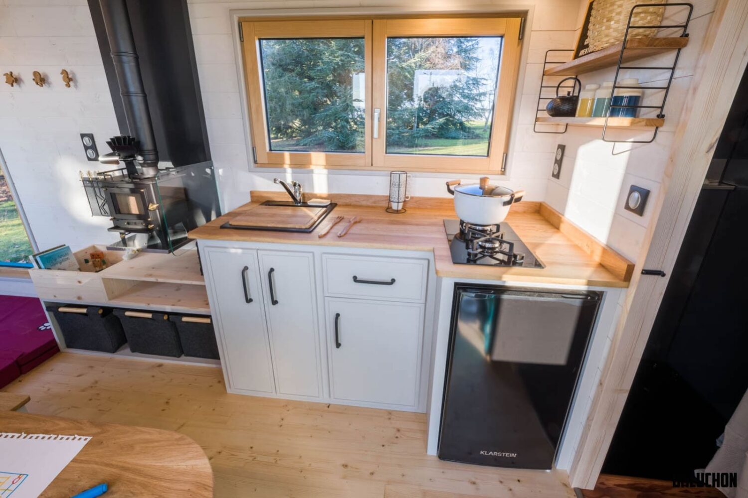 Tiny House Mom Acquires Second Tiny Home for Daughter, Complete with ...