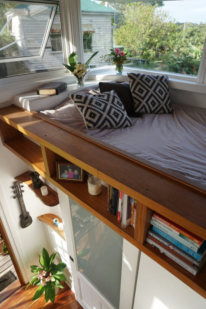 Australian Man Transforms Rusty $50 Shipping Container Into ...