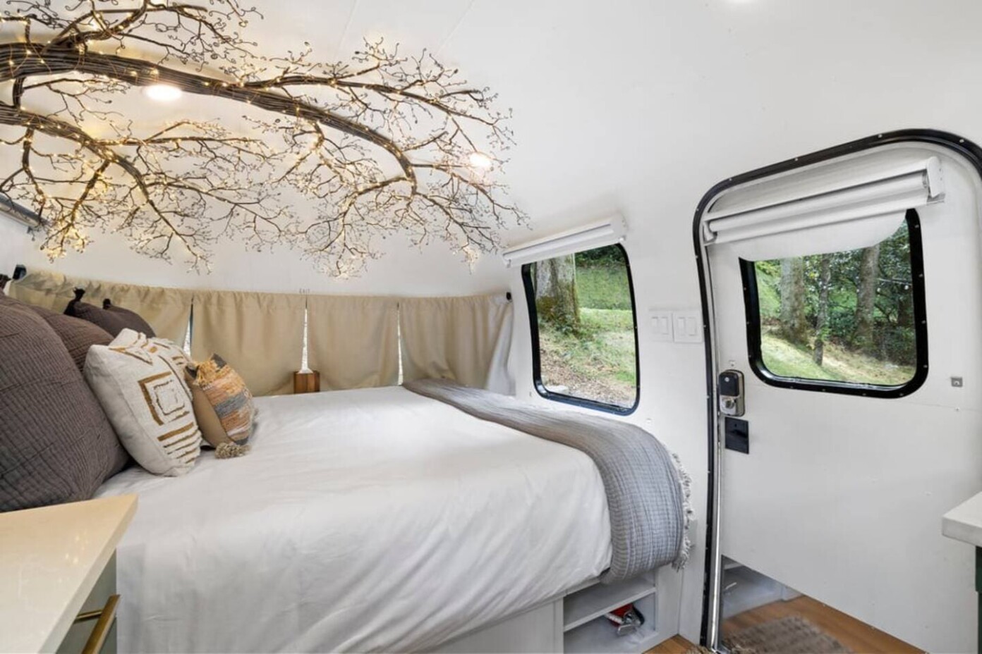 Step Inside the Beautifully Converted Airstream Trailer, now a Dreamy ...