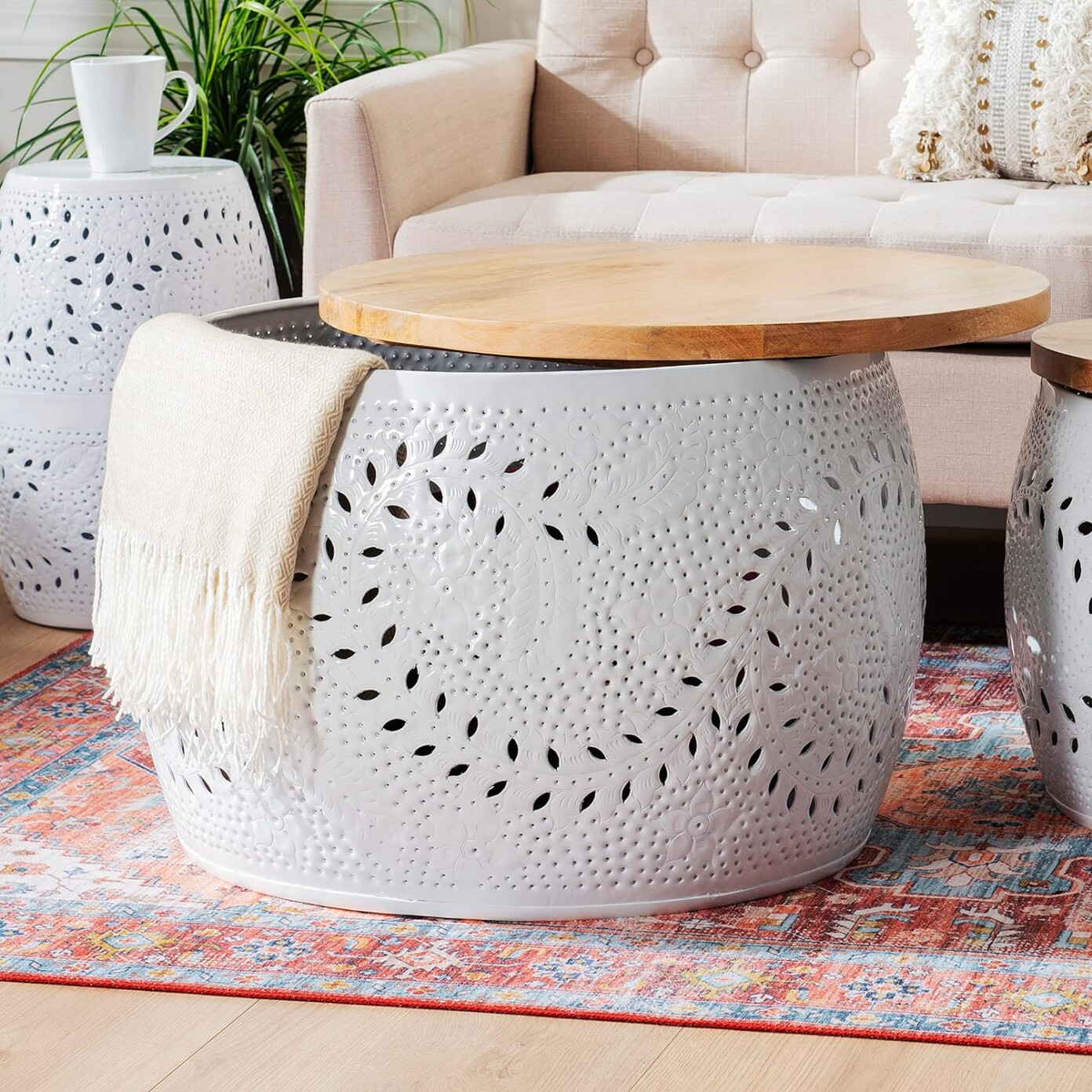 30 Stylish Coffee Tables With Storage to Keep Your Living Space Clutter ...