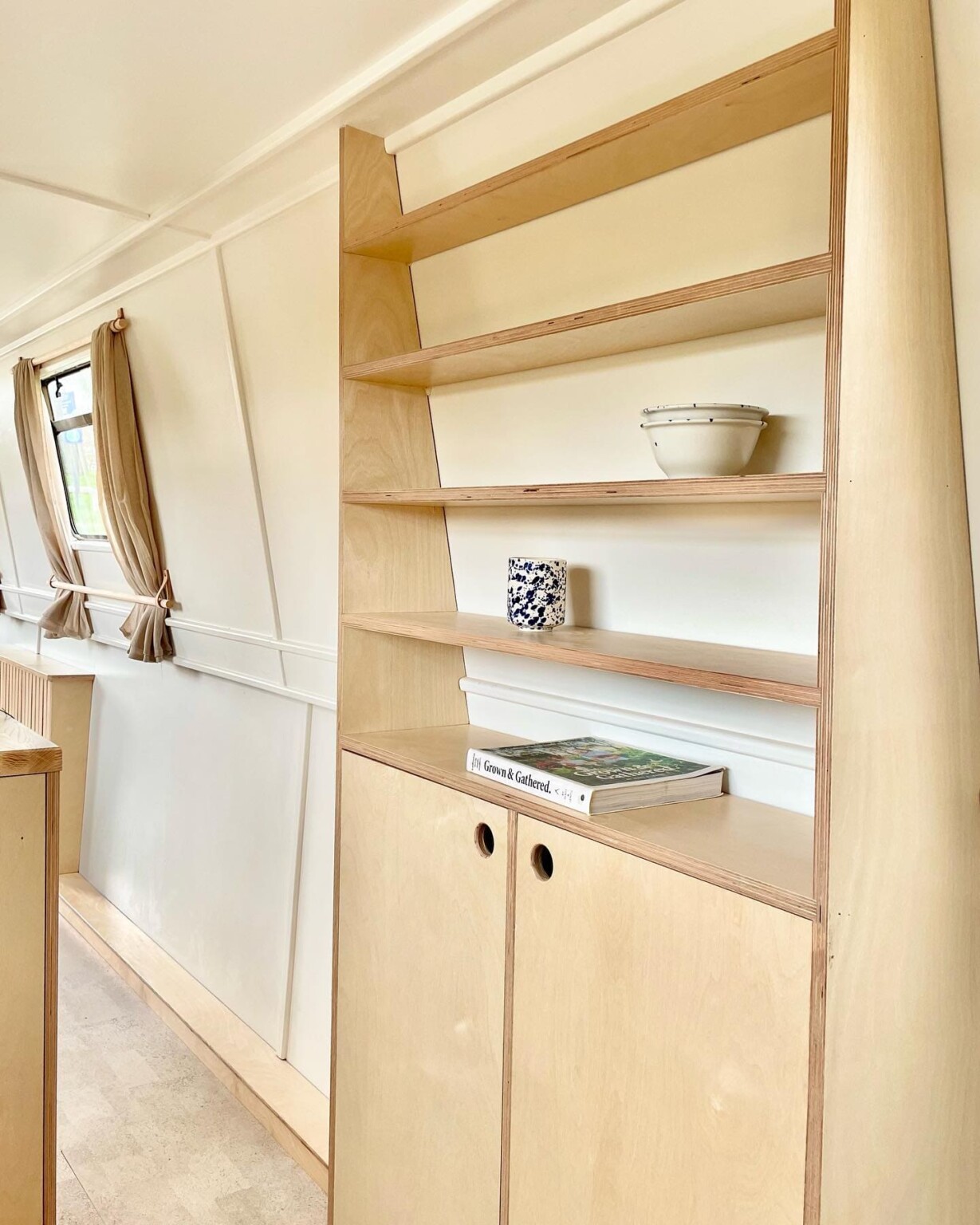 Step Inside the 56-foot Narrowboat Transformed into a Dream Home by ...