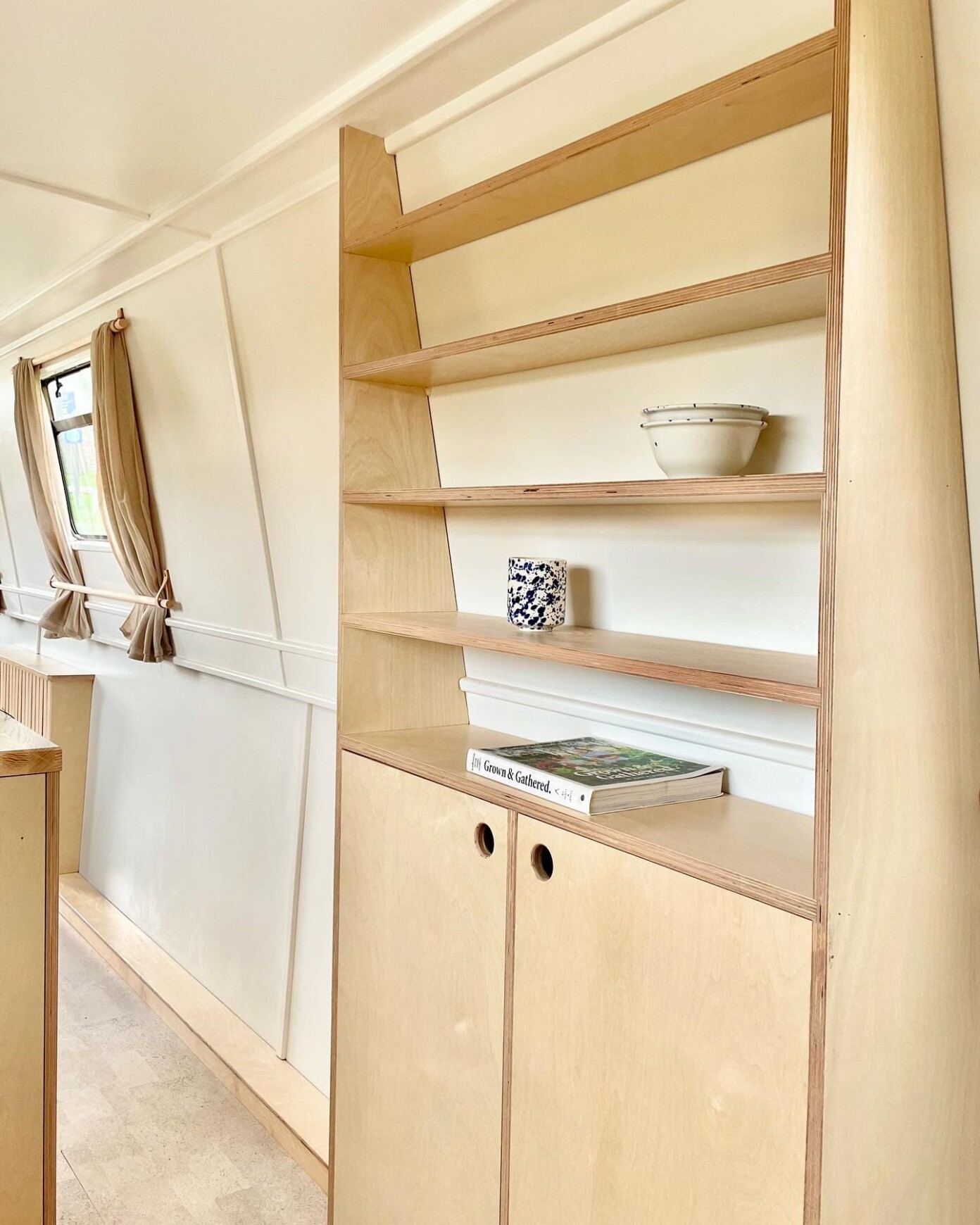 Step Inside the 56-foot Narrowboat Transformed into a Dream Home by ...