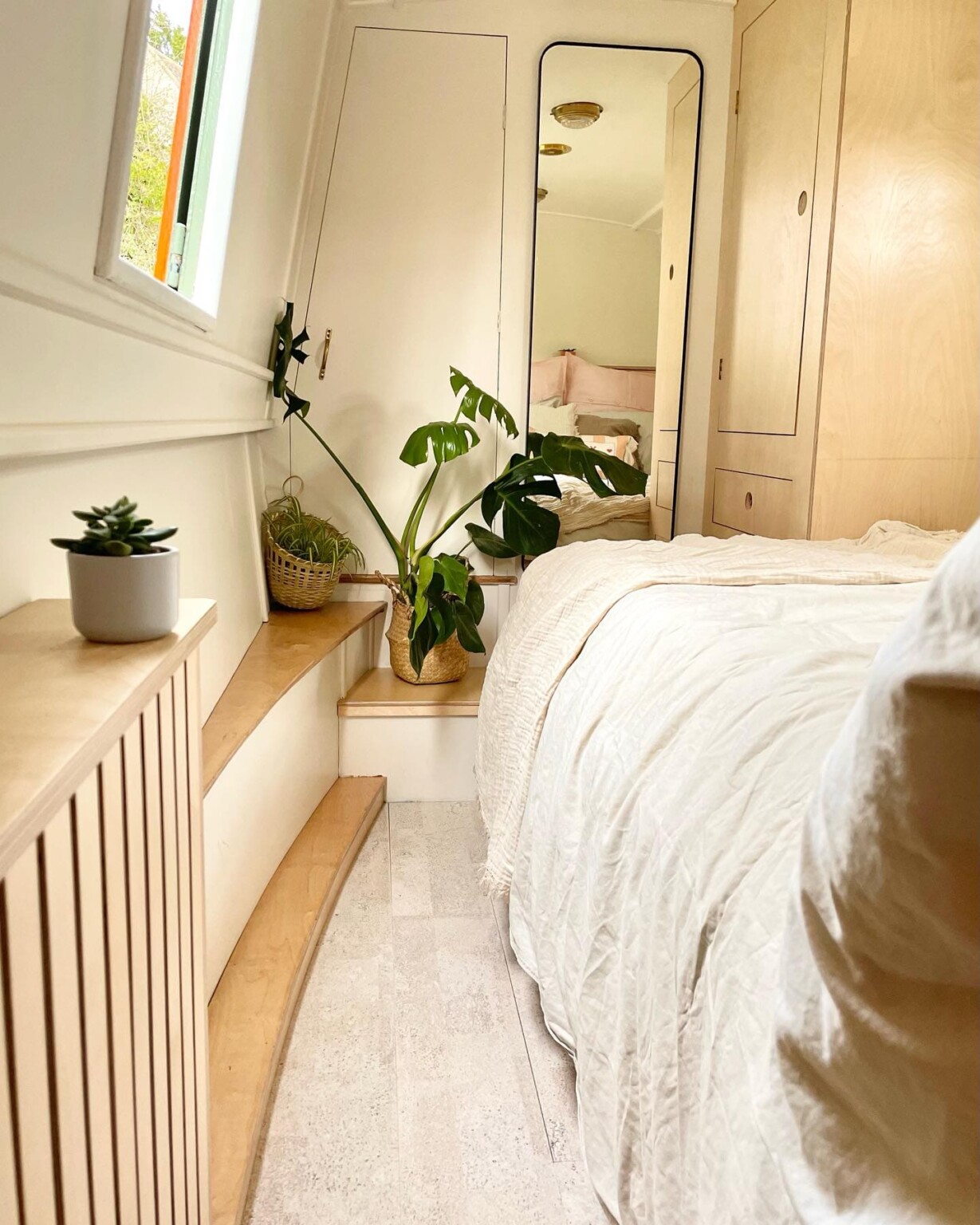 Step Inside the 56-foot Narrowboat Transformed into a Dream Home by ...