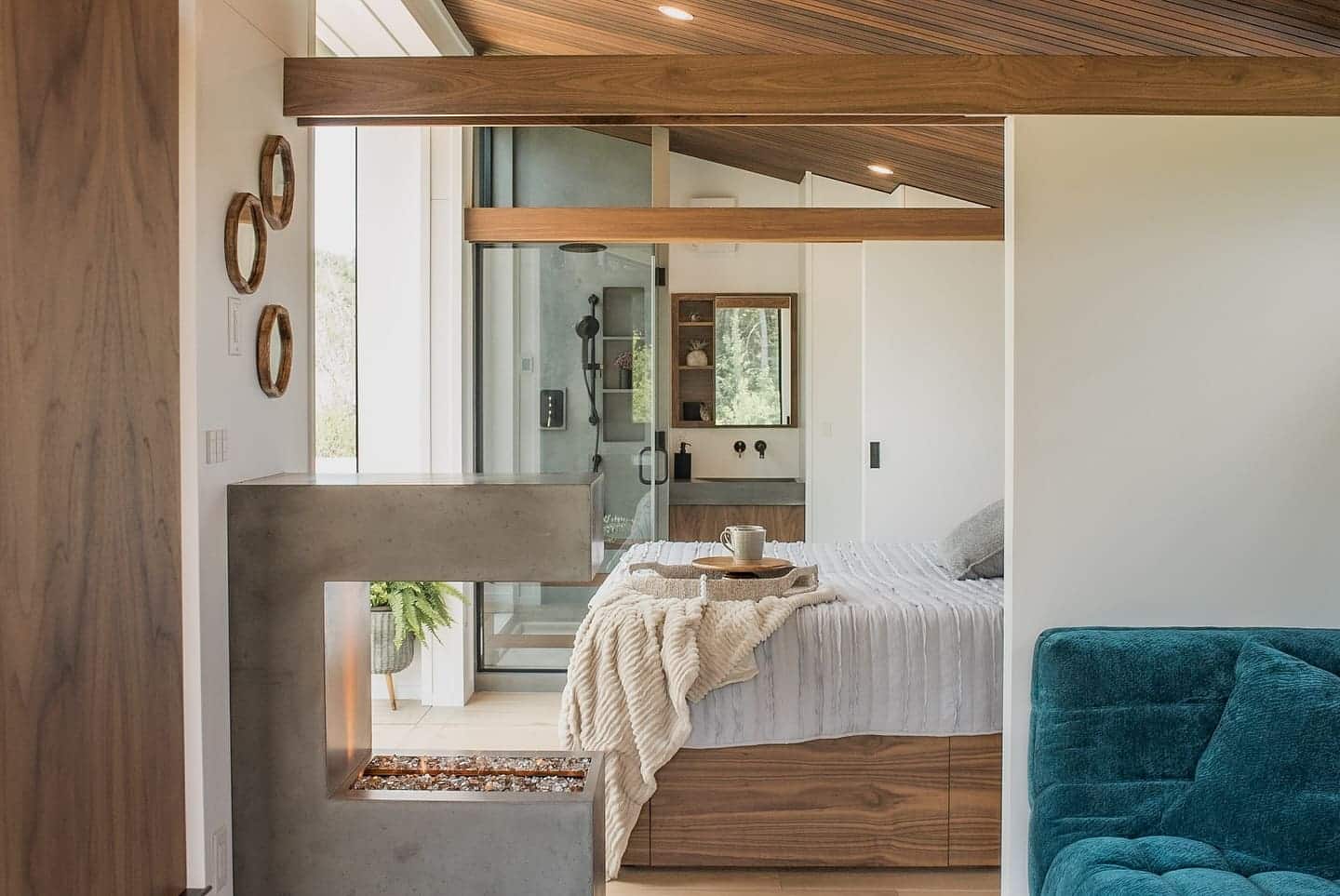 stay-tiny-house (1) - Living in a shoebox