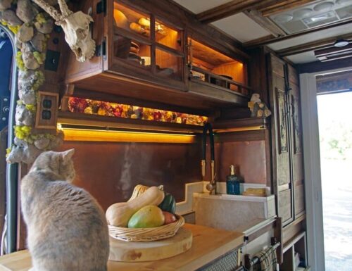 This Hobbit-Inspired Campervan Brings the Charm of Middle-Earth to the ...
