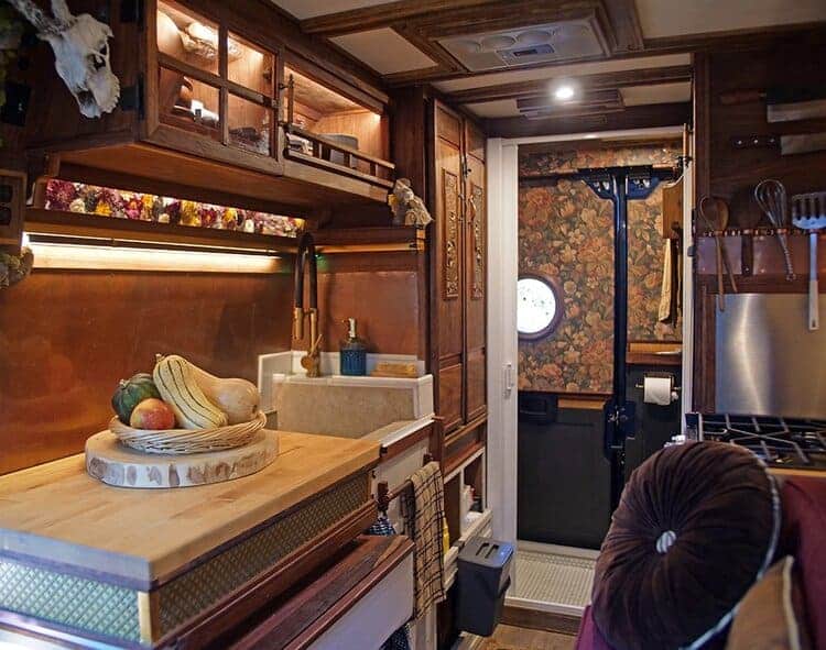 cactus-hobbit-camper-van (34) - Living in a shoebox