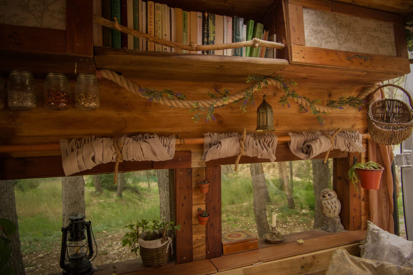 Van Life, But Make It Middle-Earth: Meet the Couple Living in a Hobbit ...