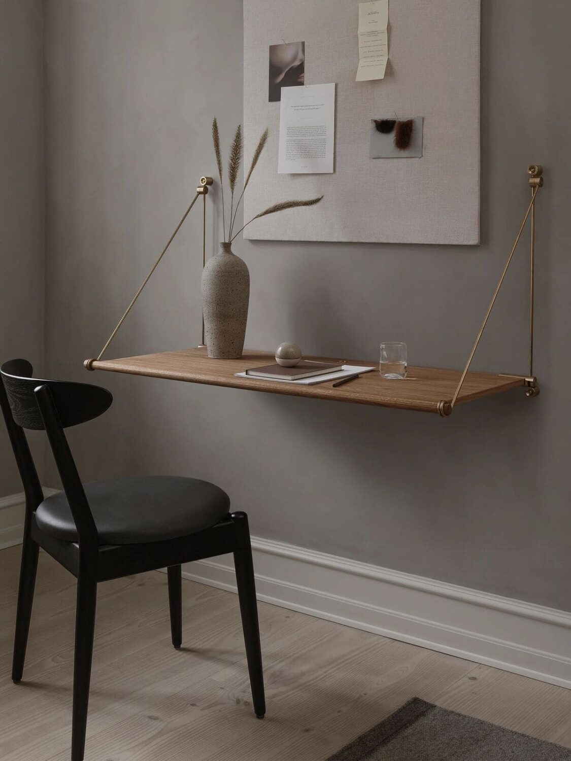 15 Floating Desks That Look Great and Take Up Minimal Space (2025 ...
