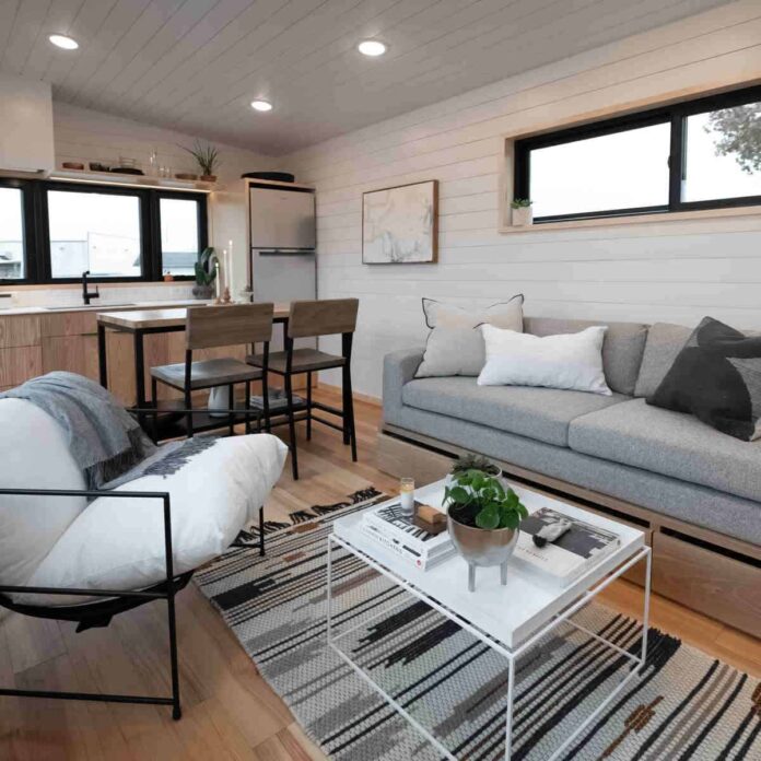 Hate Climbing Ladders? This Game-Changing Tiny Home Keeps Everything on ...