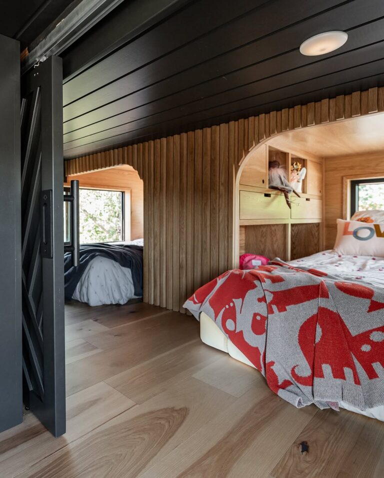 This Vermont Tiny House Packs a Master and Two Kids’ Bedrooms Into a Single, Well-Designed Loft ...