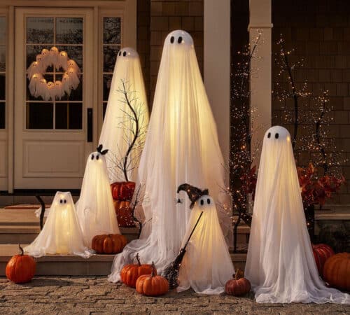 Eerie, Elegant, and Everything In Between: The Halloween Decor Everyone ...