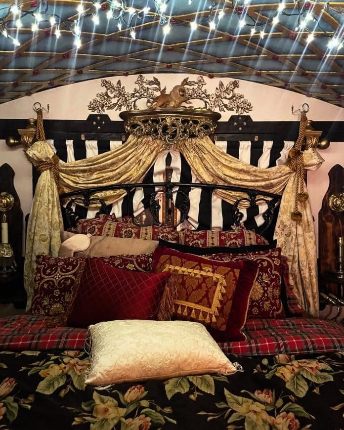 This $25K Scrap-Built Tiny House Expands Into a Tudor-Steampunk Cottage ...