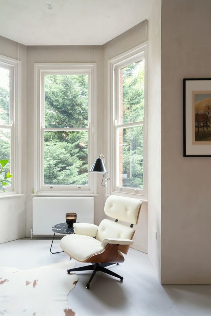 How a Japanese-Style Sleeping Pod Made This $590K London Micro Flat ...