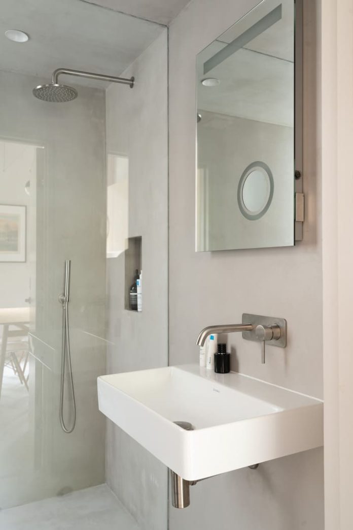 How a Japanese-Style Sleeping Pod Made This $590K London Micro Flat ...